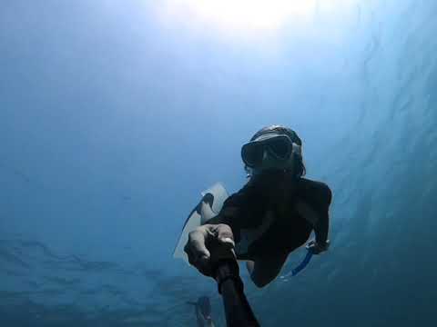 Phuket - Girls freediving. เกาะแหวก ภูเก็ต - Phuket Addicts